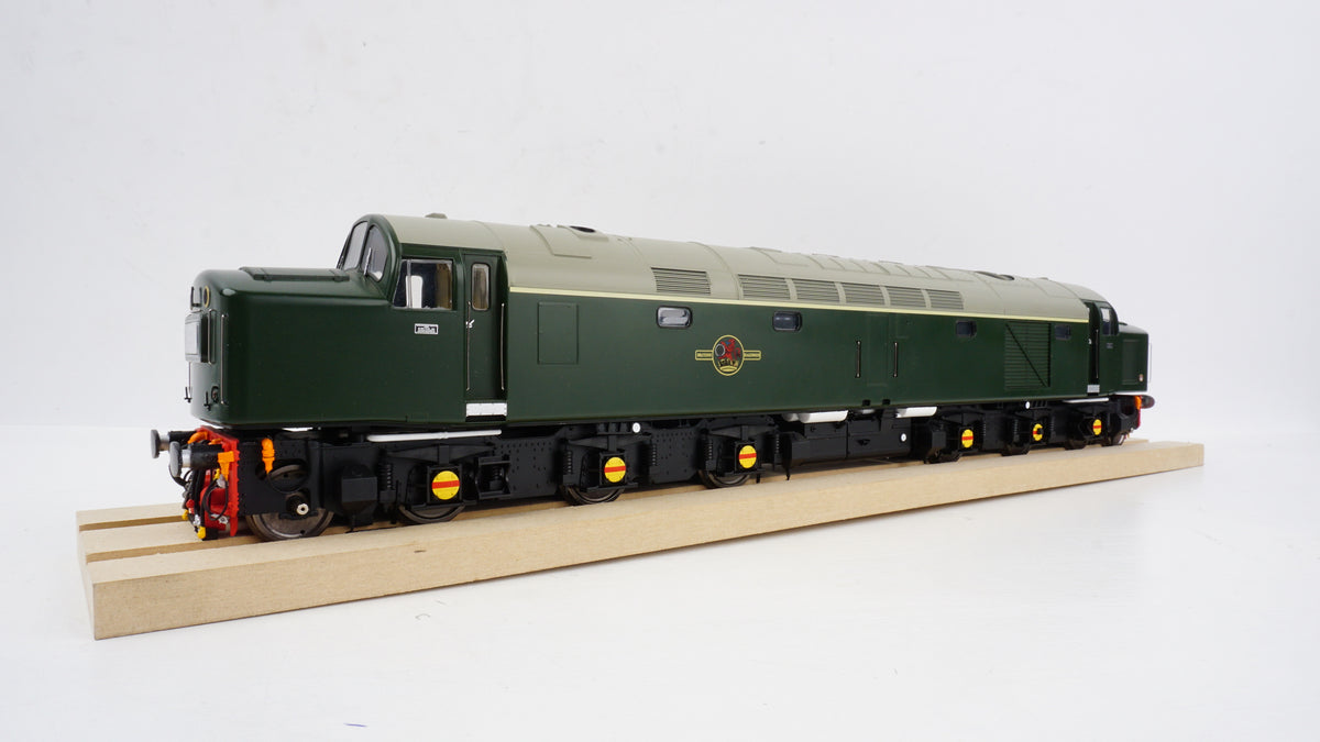 Class 40 V2 - BR green (unnumbered) – Heljan